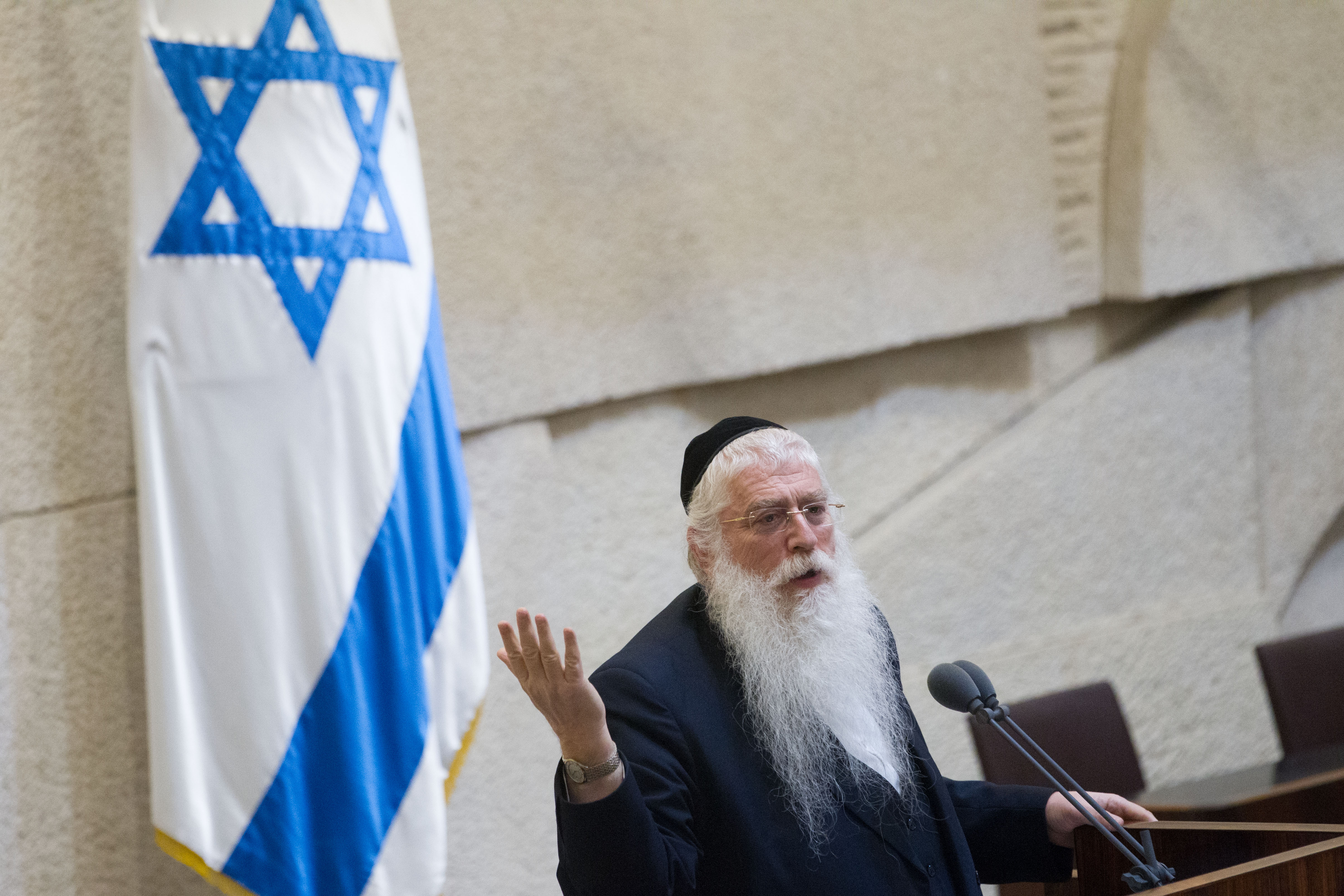 Jerusalem - MK Meir Porush: Women Of The Wall Should Be Cast To The ...